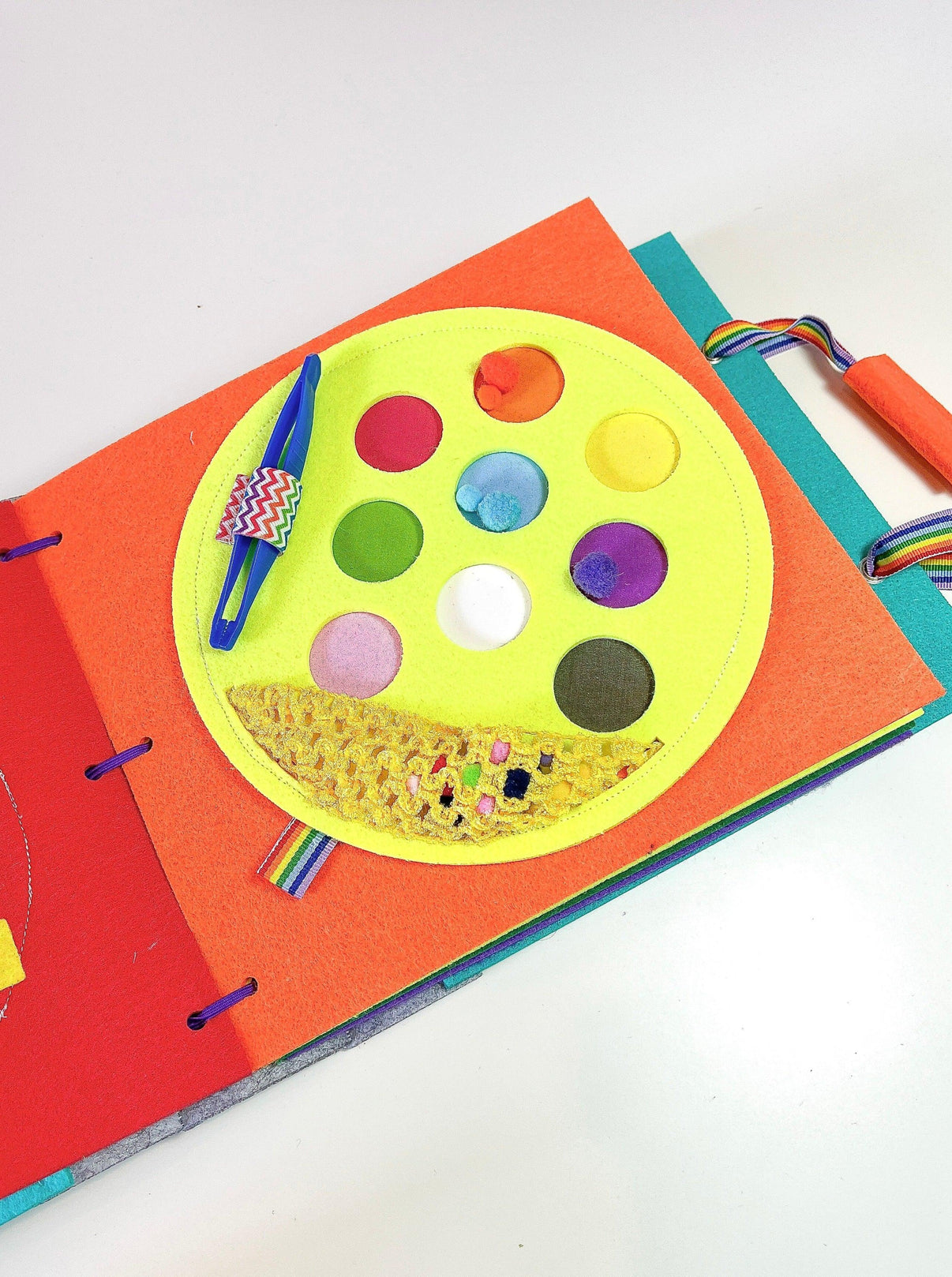 Color Matching Quiet Book Page – tinyfeats