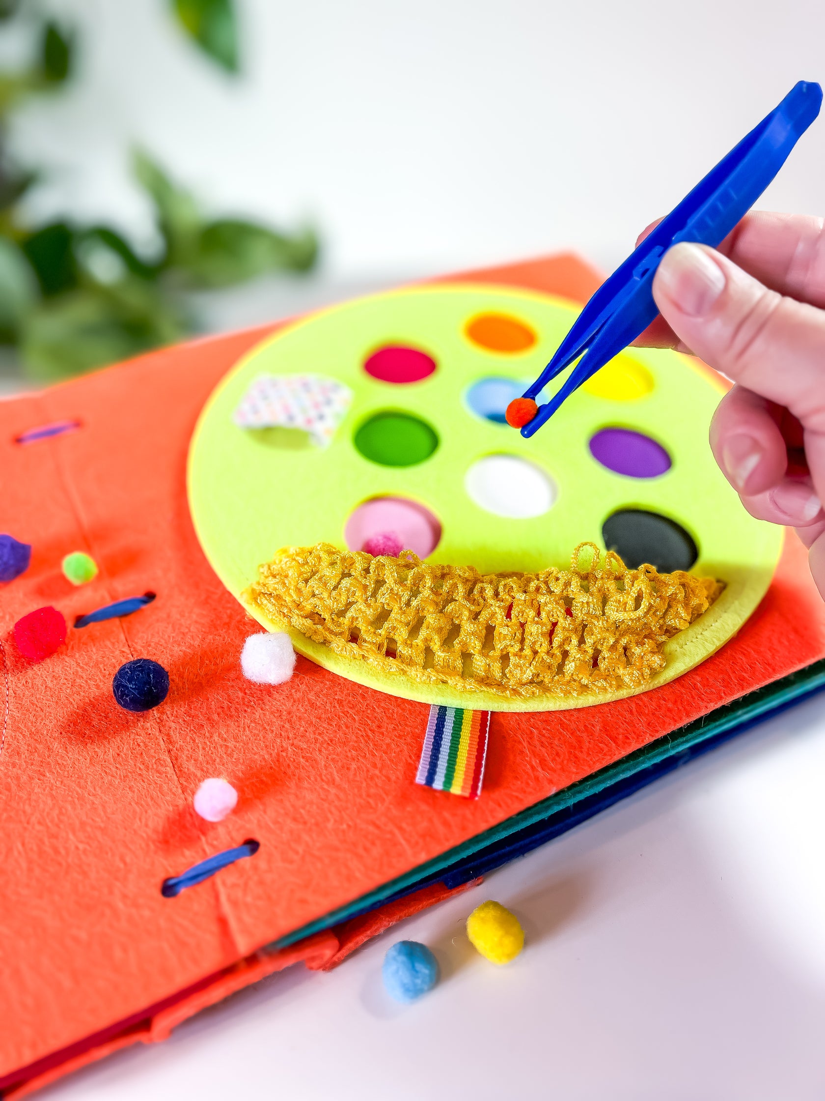 Color Matching Quiet Book Page – tinyfeats