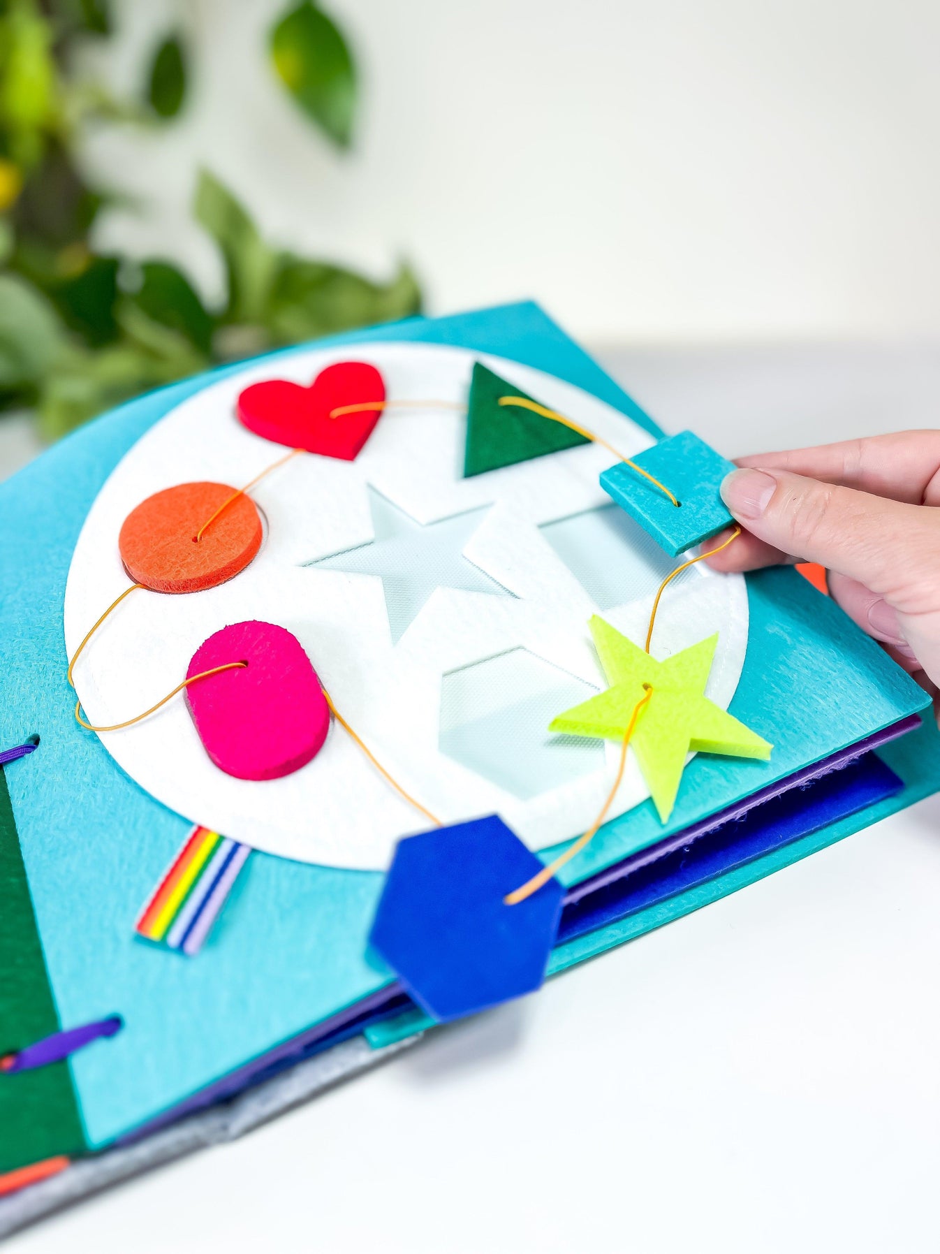 Shapes Puzzle Felt Quiet Book Page – tinyfeats