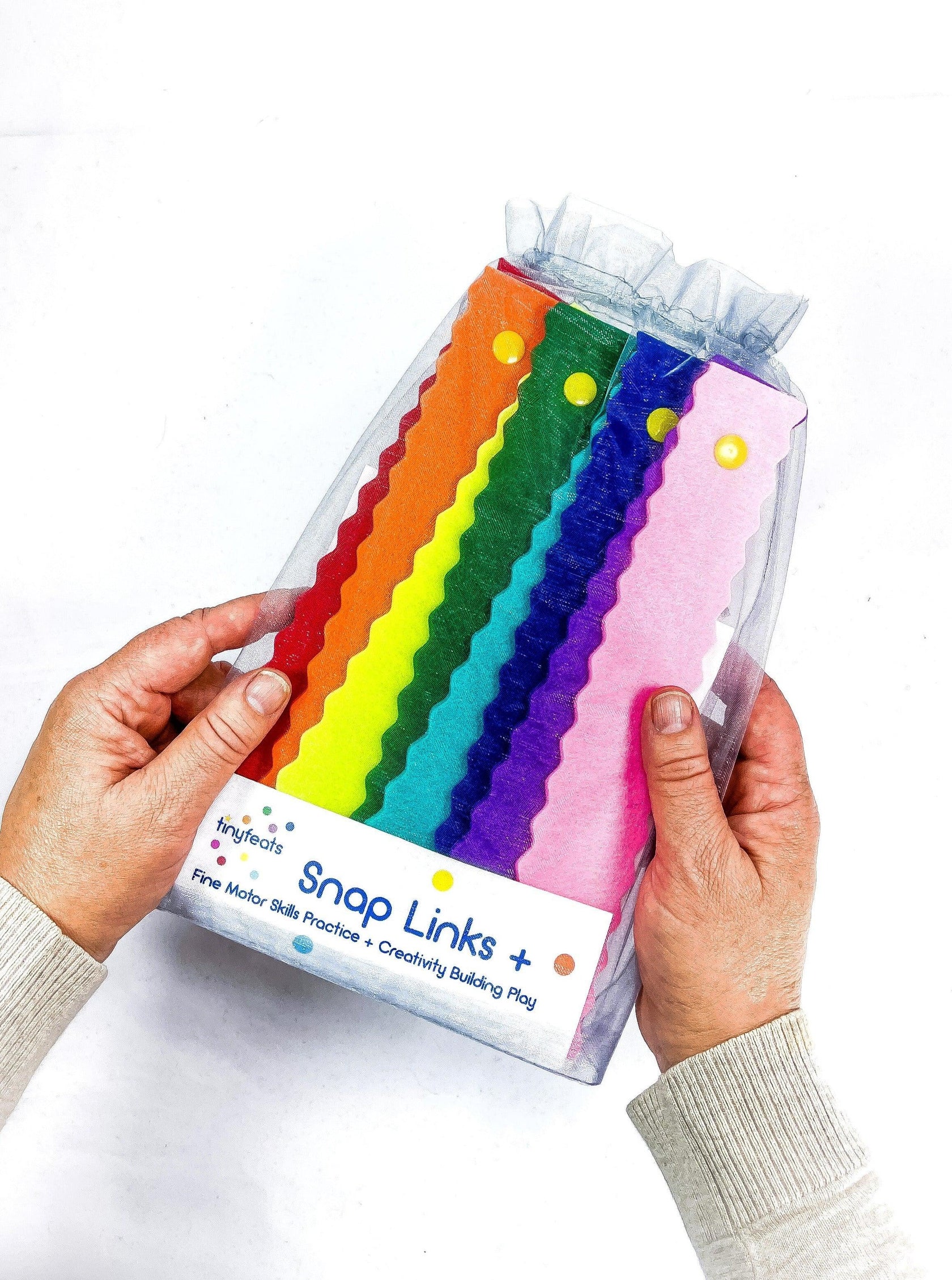 Snap Links - Fine Motor Skills Activity – tinyfeats